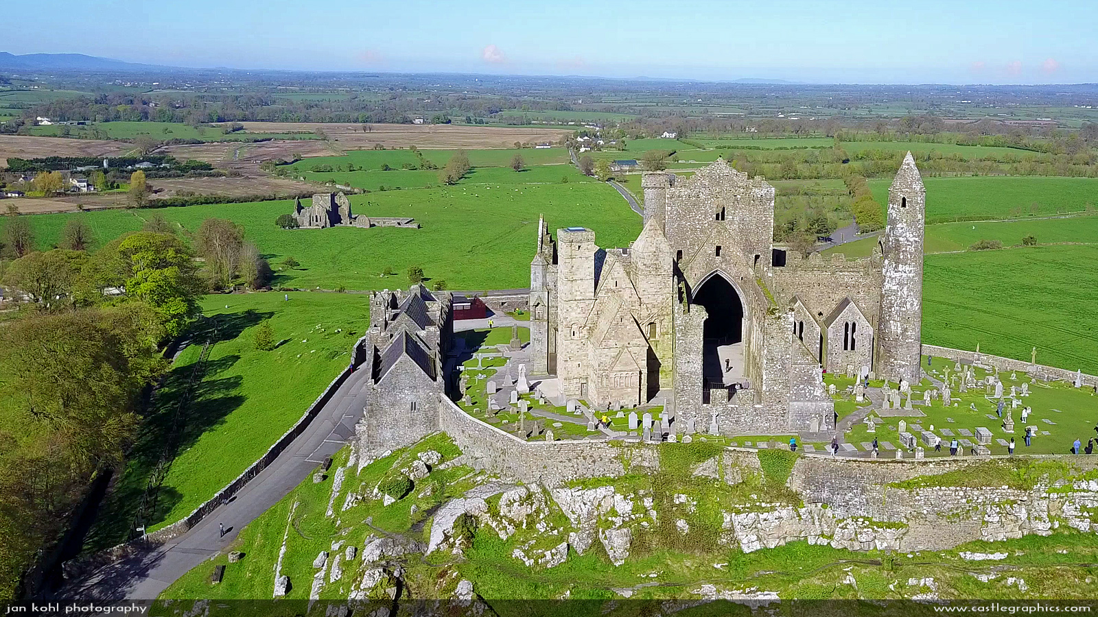 Castle Graphics – Wide-angle watcher on life’s ancient tales…